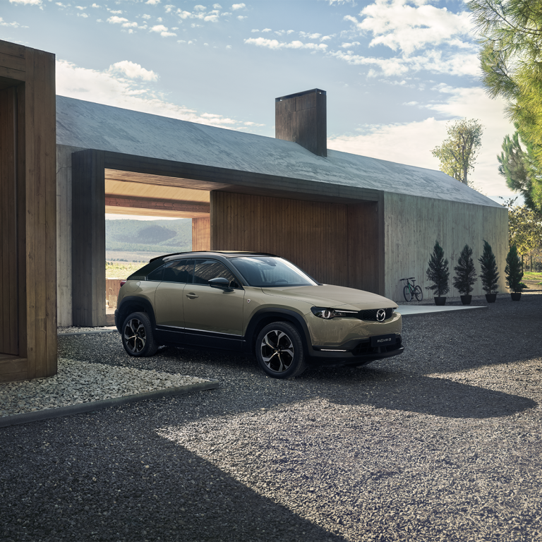 der-neue-mazda-mx-30-r-ev ein elektrisches Fahrgefühl